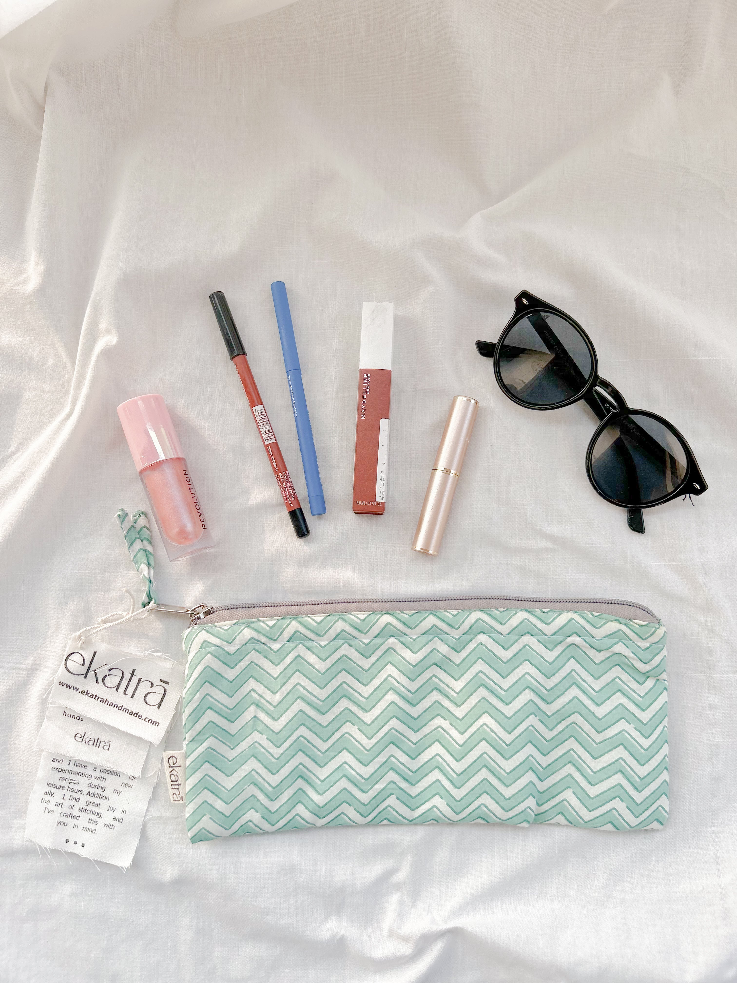 Sustainable Cotton Travel Pouch/Organizer by Ekatra - Small Pouch ...