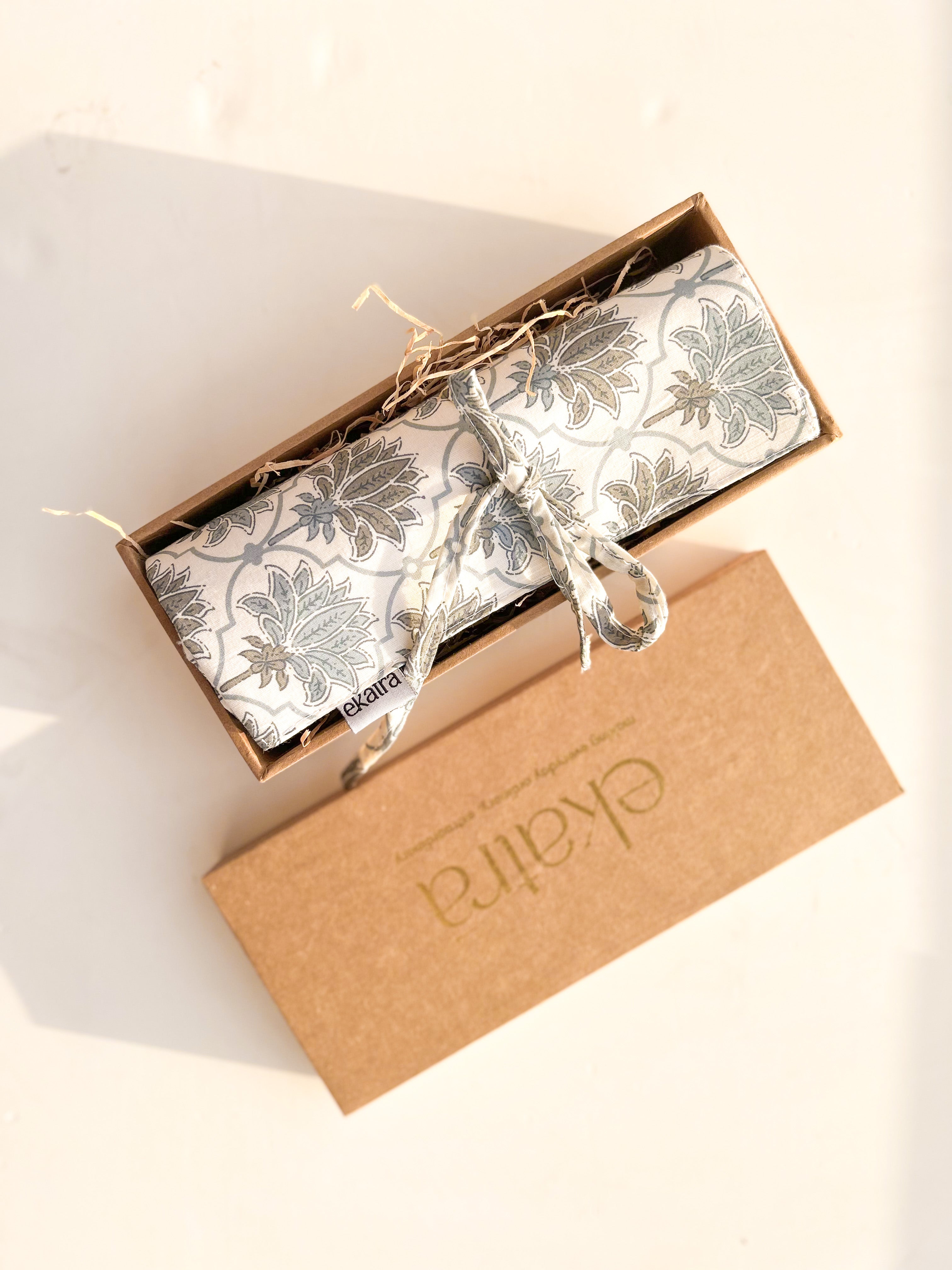 Roll Up Case - Blue Lotus – ekatrahandmade.com