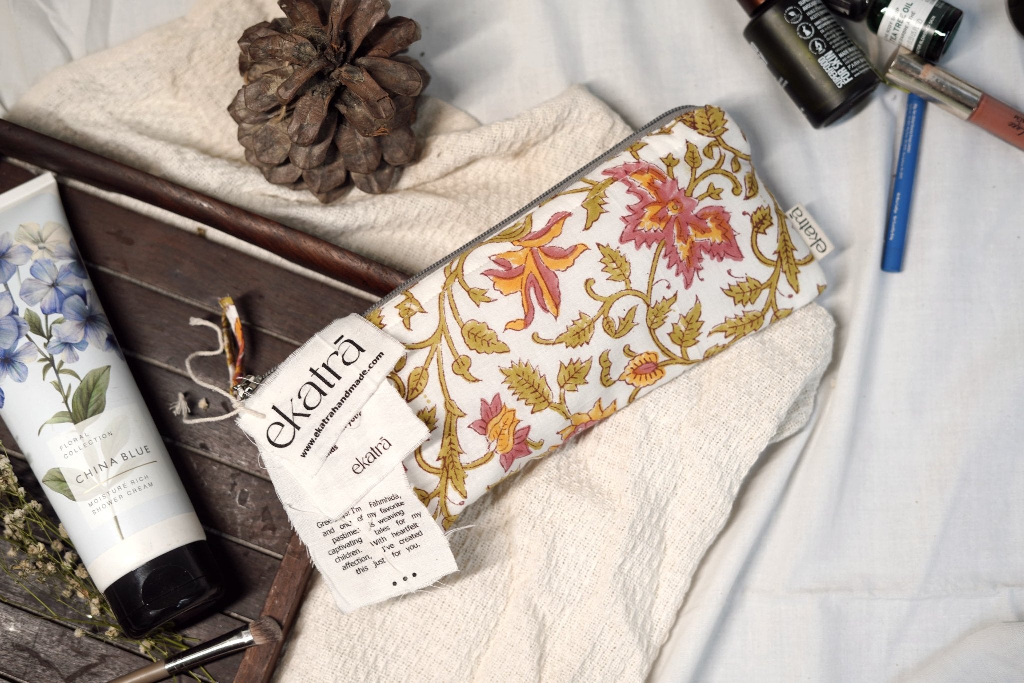 Sustainable Cotton Travel Pouch/Organizer by Ekatra - Small Pouch, 8x3 ...